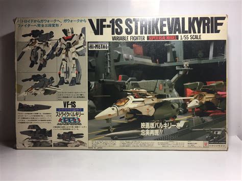 Vf 1s Strike Valkyrie 1 55 Scale Macross Variable Fighter Bandai