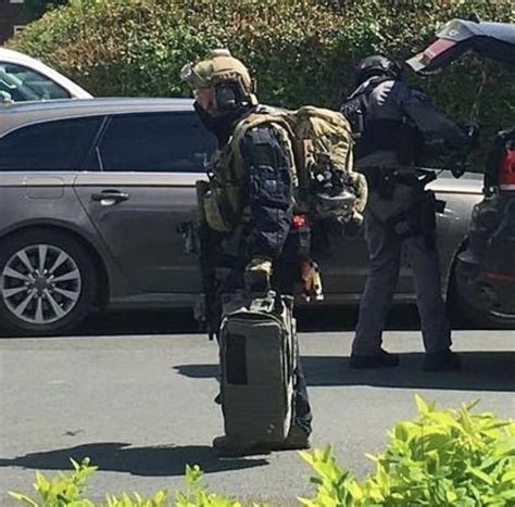 Left Ato Right Ctfso During A Raid In Manchester 2017 Rukspecialforces