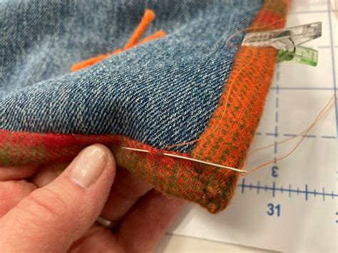 2 Easy Ways To Bind A Quilt Using The Backing Fabric You Make It Simple