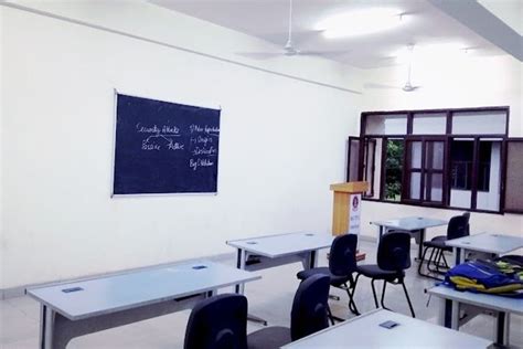 Ikgptu Amritsar Admission 2025 Fees