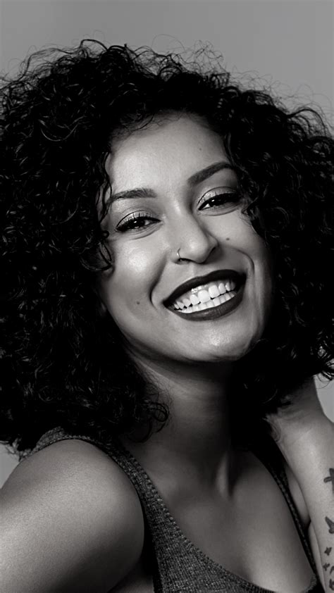 Hair Care Tips For Humid Weather