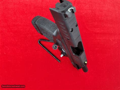 Springfield Armory Hellcat