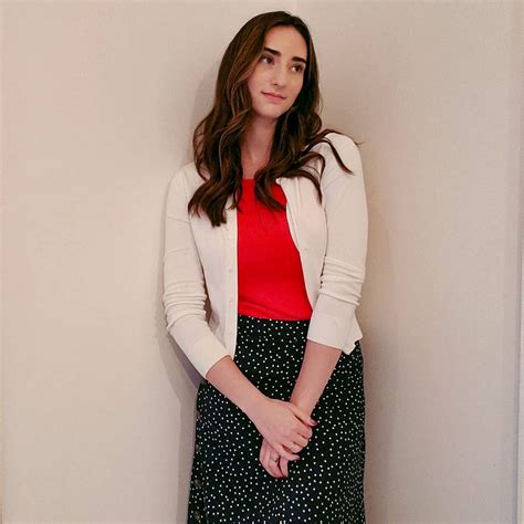 Abigail Shapiro Scrolller