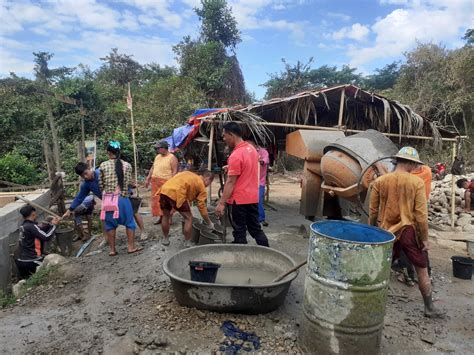 ကျိုက်ဒုံမြို့၌ ကိုယ်ထူကိုယ်ထစနစ်ဖြင့် မြို့ရိုးတောင်ဝင်လုံးချောင်း