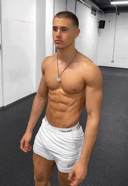 Shirtless Male Muscular Ripped Body Gym Jock Beefcake Man Hunk Photo