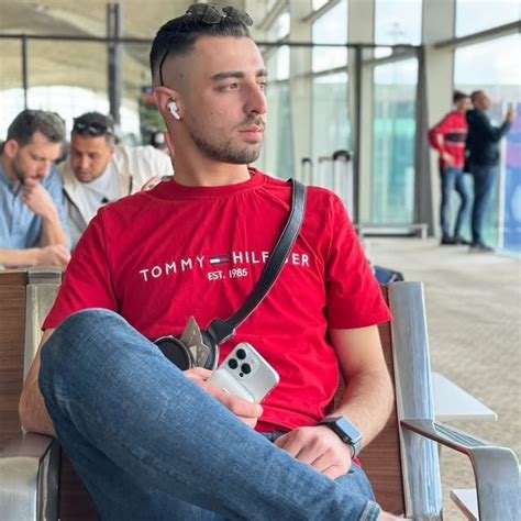 ‎shafei شافعي‎ Shafei 1 • Threads Say More