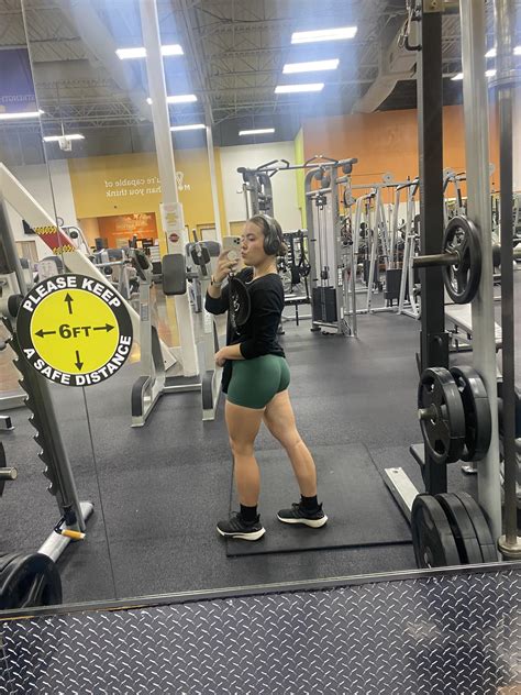Leg Day 🤪 R Gymgirls