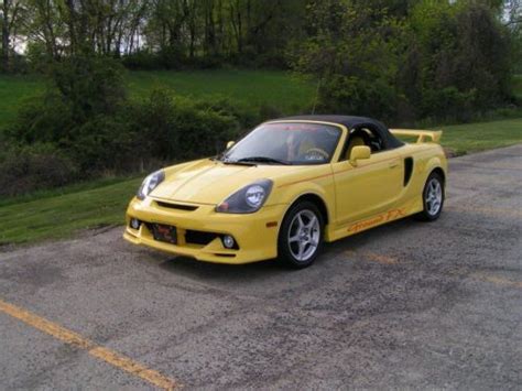 Sell Used 2001 Toyota MR2 Spyder Extremely Low Miles Solar Yellow