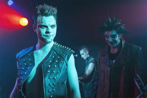 Queen Sex Pistols «Король и Шут 10 фильмов и сериалов о культовых музыкальных группах 7Дней ру