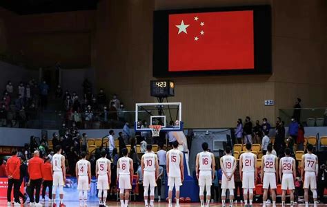 中国男篮逆转伊朗 七连胜结束世预赛征程