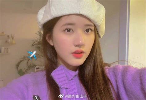 赵露思紫色抹胸裙也太好看啦她真的很适合紫色呀自信且温婉 赵露思 紫色 抹胸裙 新浪新闻