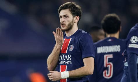 Зірковий нападник вірить що ПСЖ здатен виграти Лігу чемпіонів Читайте на Ukr Net