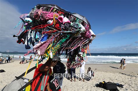 포토 리우 코파카바나 비치 14물만난 잡상인들
