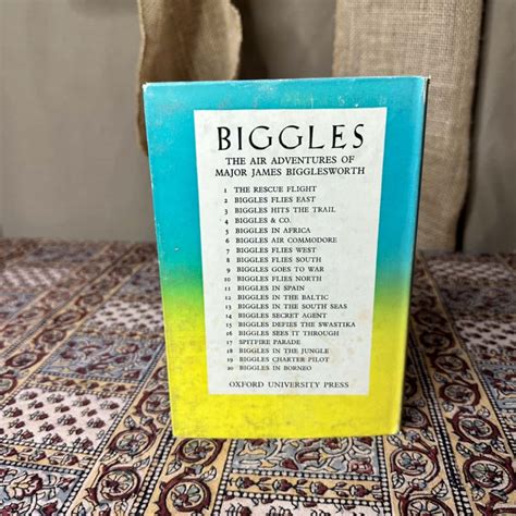 Biggles Flies North Captain We Johns S