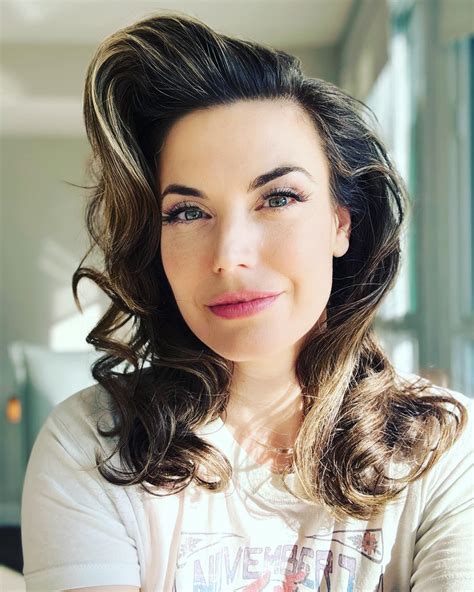 Meghan Ory 87 Weeks Pregnant And Ready To Party 🤪 Thanks For Having