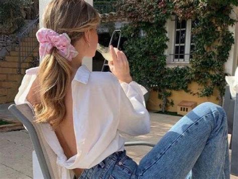 ნეო გოთიკური რომანტიკული ბლუზები და ლეოპარდის ფეხსაცმელი სამი ტრენდი მომავალი გაზაფხულისთვის