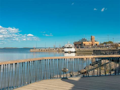 강가 건물 건축 경치 좋은 전망 관광 관광 명소 대성당 도시 도시 경관 도시 여행 도시 풍경 도시의 도시의 랜드마크 랜드마크 루터교 성당 문화