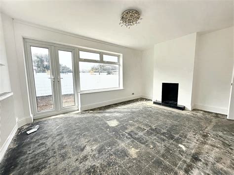 Cliff Gardens Telscombe Cliffs Bn10 7bt Carruthers And Luck Carruthers And Luck