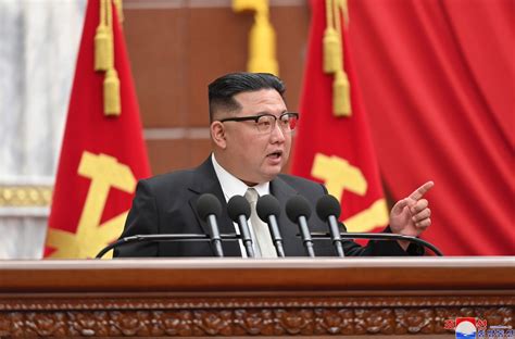 Ким Чен Ун призова за подготовка за война