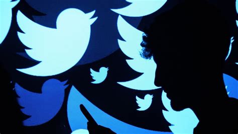 Twitter Fixes Frustrating Disappearing Tweets Issue On The Web Pcmag