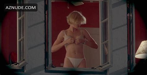 there s something about mary nude scenes aznude
