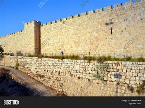 The Wall Of Jerusalem At Arnetta Parker Blog