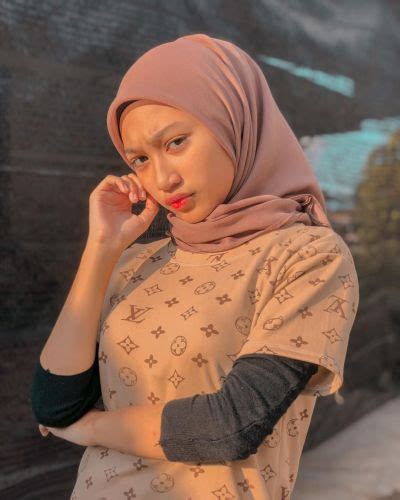 Artis Malaysia Tumblr Com Tumbex