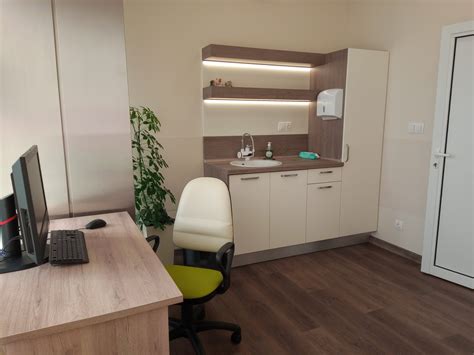 Проф Кирил Драганов дмн Хирург Онколог София Супердок