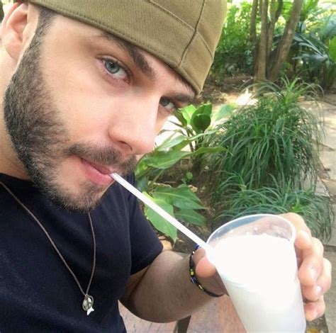 صور أوسم شباب فيس بوك حول العالم صور رجال