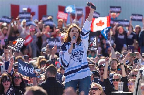 Danielle Smith Speaks At Calgary Leaders Dinner May 29 2025