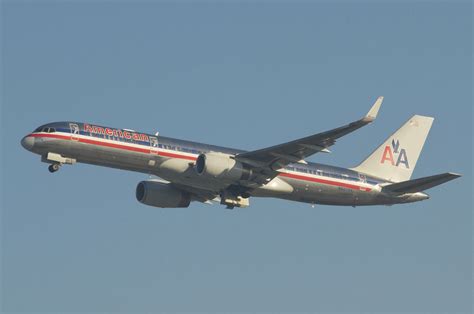 American Airlines Boeing 757 223 N687aalax2212201477 Flickr