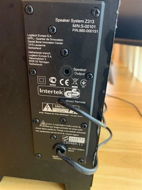 Logitech Pc Speaker 2 1 Audio Soundbars Speakers And Amplifiers On Carousell