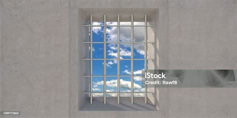 감옥 보안 바 및 푸른 하늘 보기 콘크리트 벽 배경 감옥 창 3d 일러스트레이션 3차원 형태에 대한 스톡 사진 및 기타 이미지 3차원 형태 개념 건설 산업 Istock