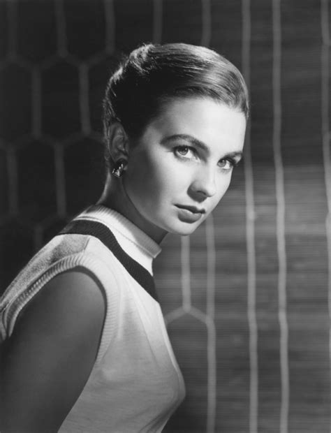 50 Stunning Black And White Portraits Of Jean Simmons In The 1950s