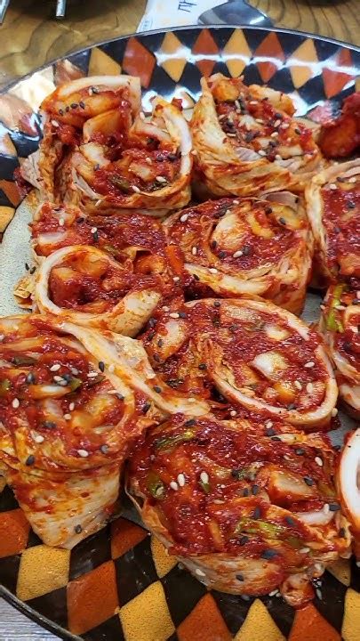 또 먹으러 왔어요 꽃김치~ 이영후족발보쌈 김종학뭐해뭐해 Youtube