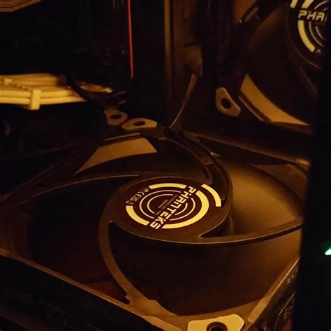 Neo Qube 2 Project R Phanteks