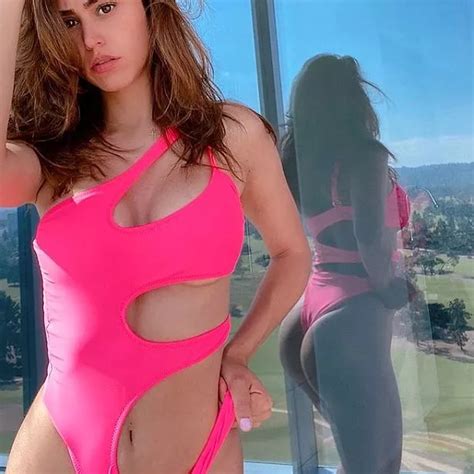 Ex Weather Girl Yanet Garcia Flaunts Her Stunning 10 Year