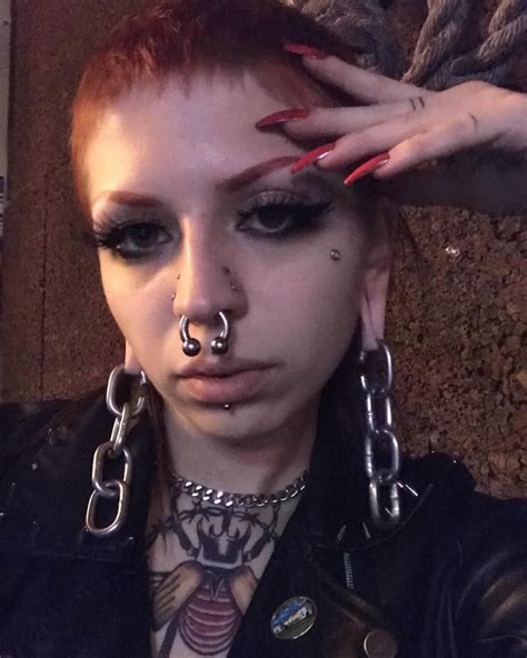 Women With Huge Septums Body Modification Piercings Face Piercings Septum Piercing Men