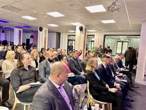 Кметът на Оряхово Росен Добрев участва във форум в София снимки