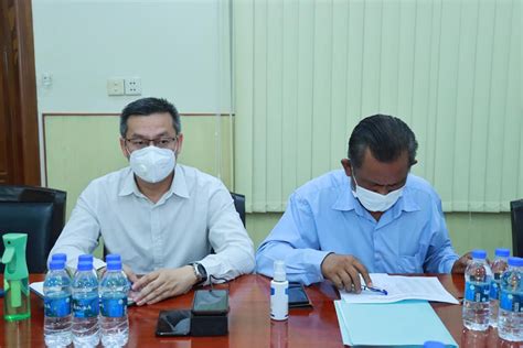 លោក គ្រុយ ម៉ាឡែន នាយករដ្ឋបាលសាលាខេត្តកណ្ដាល បានដឹកនាំកិច្ចប្រជុំត្រៀមរៀបចំ