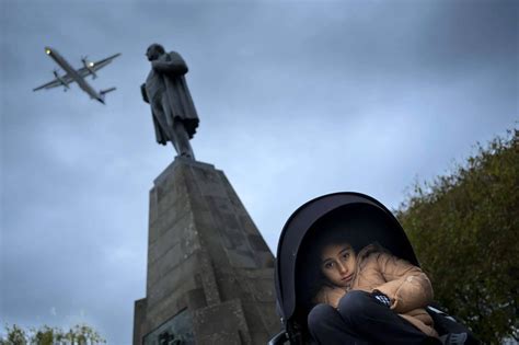 Ljósmyndasafn 🇮🇸 Myndir ársins Grófarsalur 22 03 2025 27 04 2025 Myndir ársins Er árleg