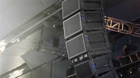 Qué es un line array y cómo puedes sacarle partido Sonority
