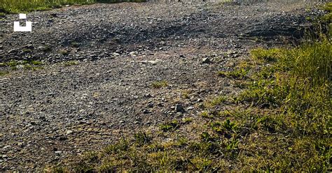 산속의 도로를 달리는 자동차 사진 Unsplash의 무료 차 이미지