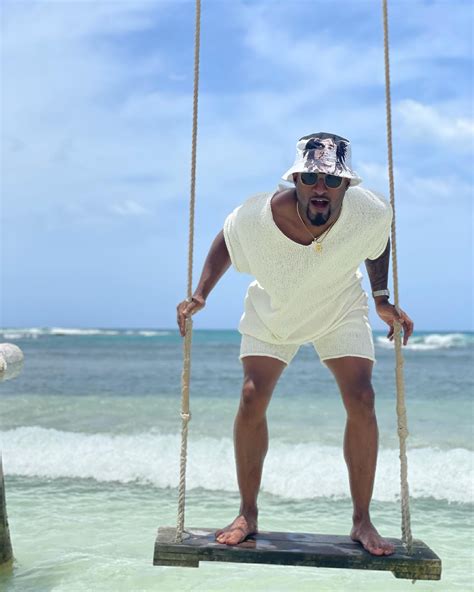 The Six Figure Coder Added A New Photo The Six Figure Coder