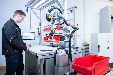 Robotics Lab Fraunhofer Iem