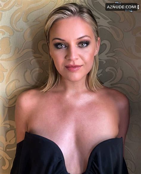 Kelsea Ballerini Sizzles At Sexy Red Carpet Event Aznude