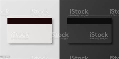 벡터 3d 현실적인 흑백 빈 카드 자석 스트립 세트 격리 모형 브랜딩을 위한 플라스틱 마그네틱 신용 카드 또는 직불 카드의 디자인 템플릿 신용 카드 지불 개념입니다 상위 뷰