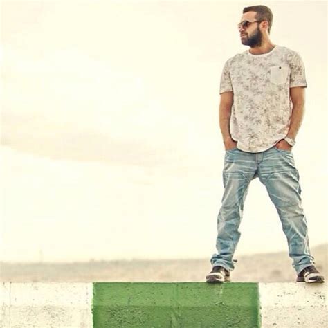 دانلود آهنگ جدید امیر خلوت به نام بنویس