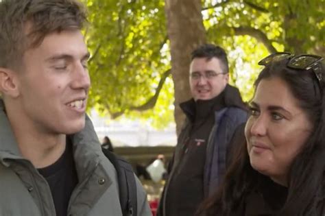 Strangers Who Met In Queue To See The Queen Lying In State Both Have Partners Mirror Online