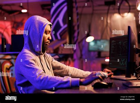 Internet Criminal Hacking Server Cracking Password And Stealing